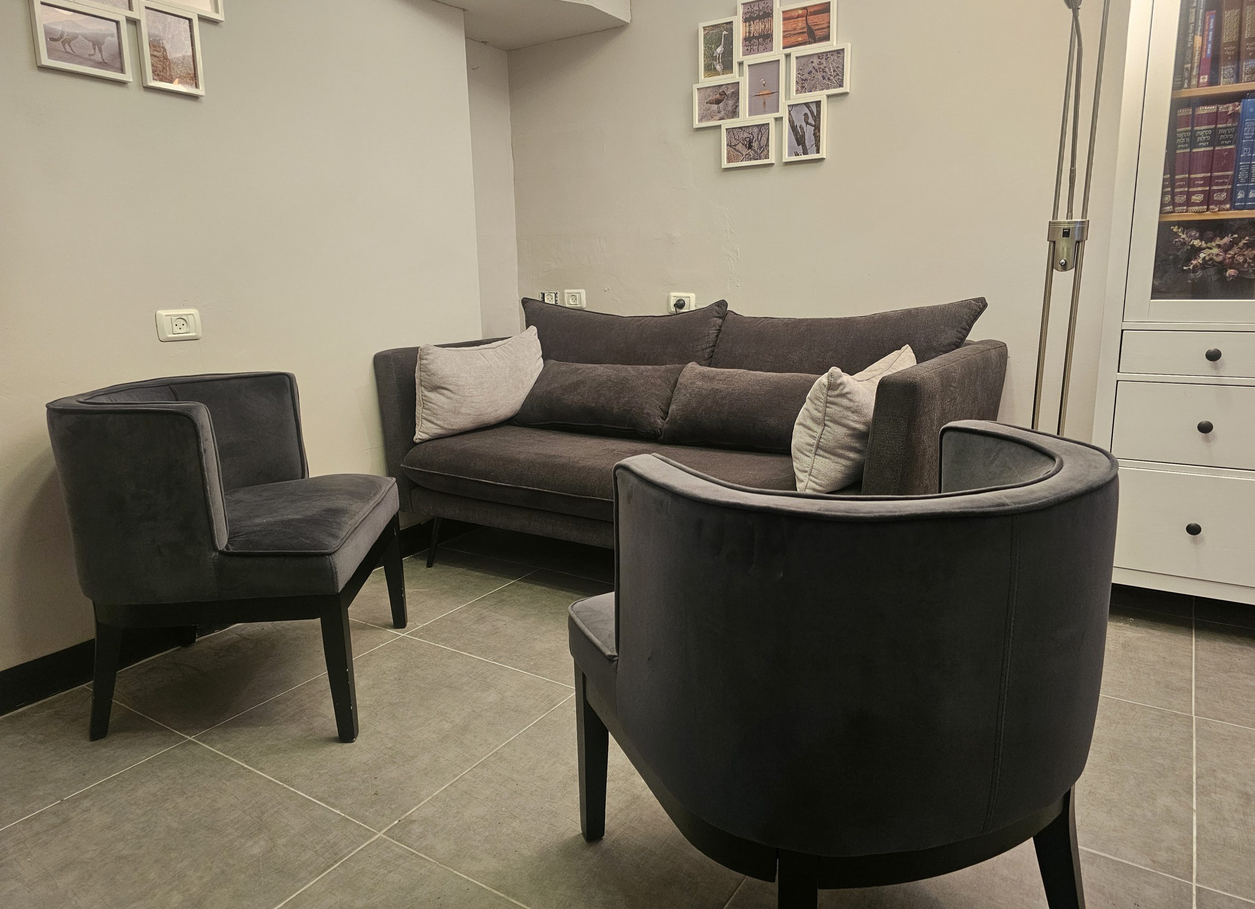 Our Clinic - Moshe Braun Therapy